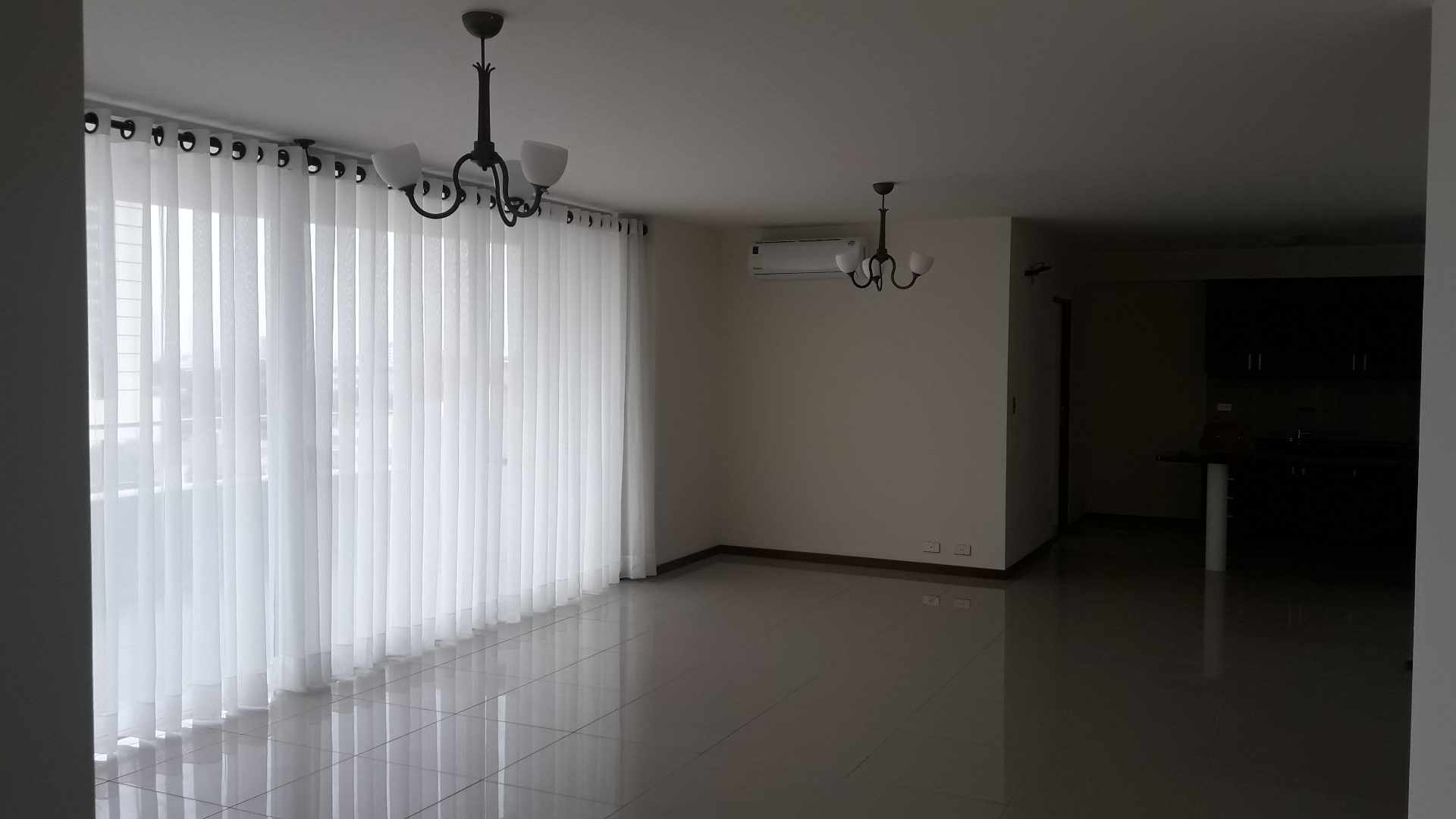 Macororó 10-av. Los Cusis | UltraCasas.com $us 1,000 [UC-543214]