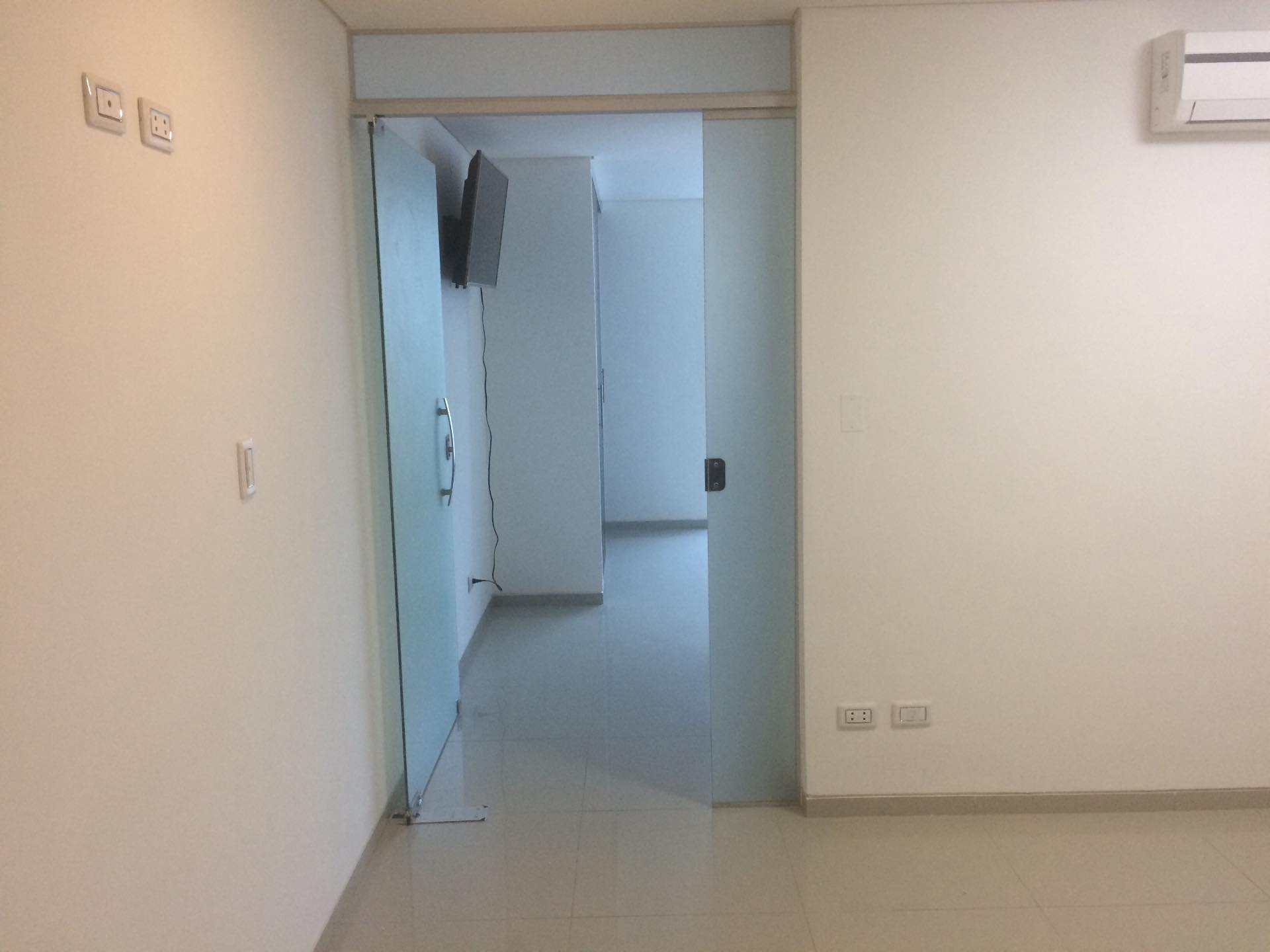 Calle 6 Oeste Equipetrol edifício Baruc Uno | UltraCasas.com $us 77,000 ...