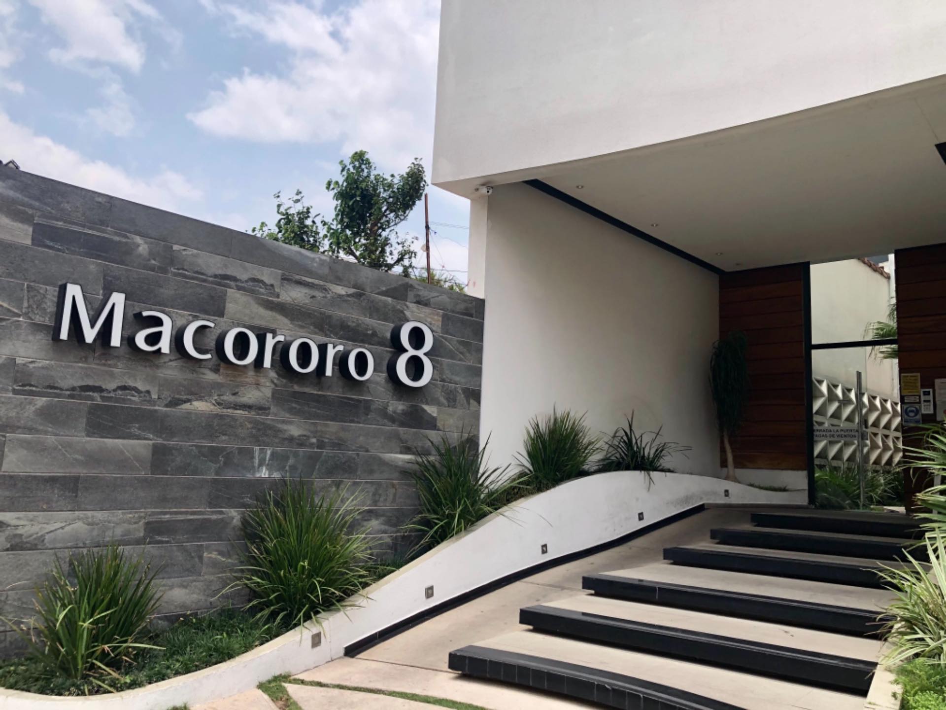 Macororo 8, departamento amoblado | UltraCasas.com $us 680 [UC-509905]