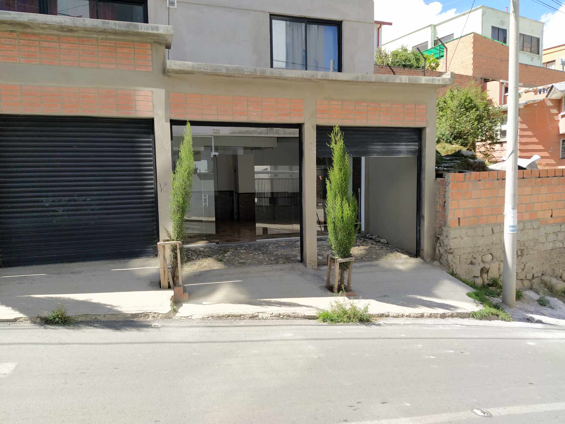 Calle Gil Tapia Rada #100, cerca de la 17 de Obrajes | UltraCasas.com ...