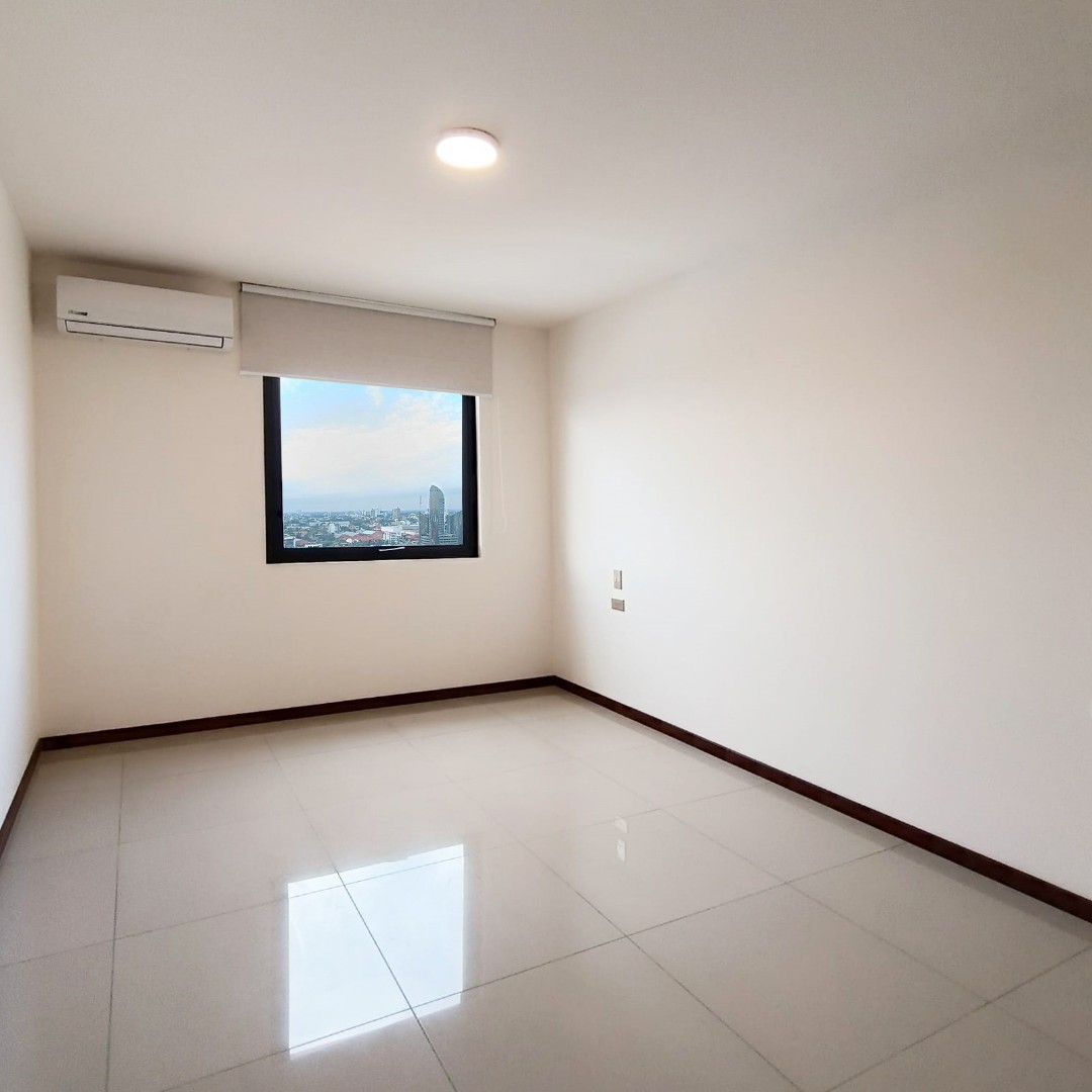Avenida LOS CUSIS Condominio MACORORO 13 - 14 | UltraCasas.com $us 590 ...