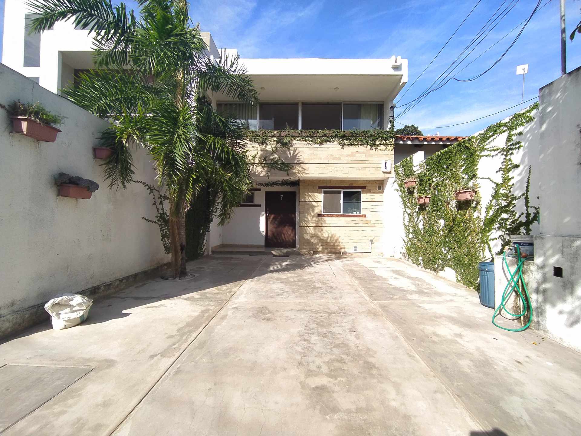 Condominio San Andrés del Norte entre la Av. Banzer y Beni 7mo y 8vo anillo Zona Norte ...